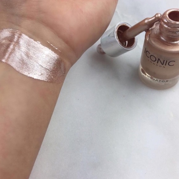 ICONIC London | Makeup | Iconic London Illuminator Highlighting Drops ...